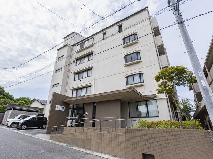 高浜市の夫婦入居可・2人部屋あり、認知症の受入が可能な老人ホーム･介護施設一覧｜みんなの介護